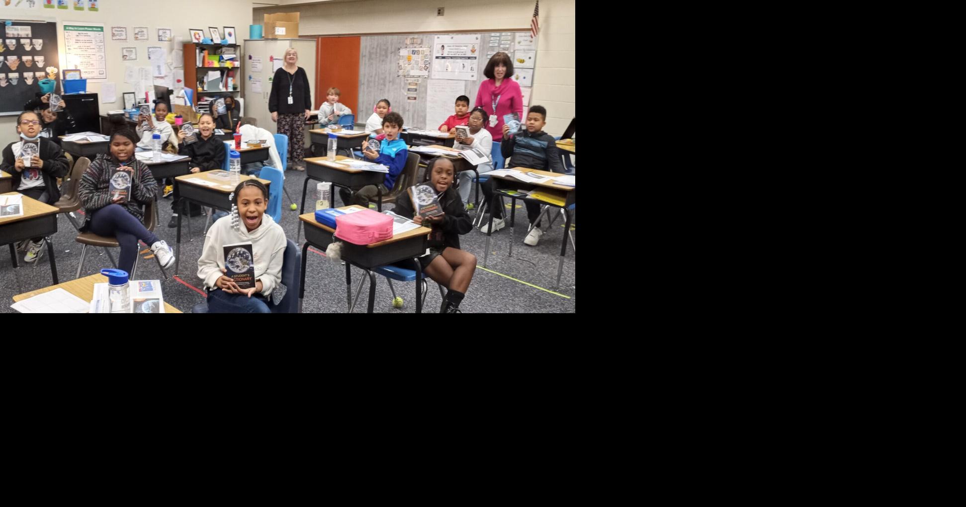 Third graders at Sandy Hill Elementary School receive dictionaries from ...