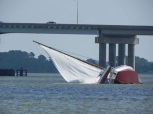 Skipjack capsizes during Choptank Heritage race | Local News ...