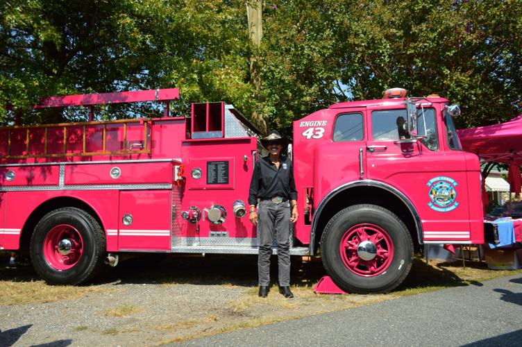 Record crowd attends Ridgely Car Show featuring Richard Petty | News ...
