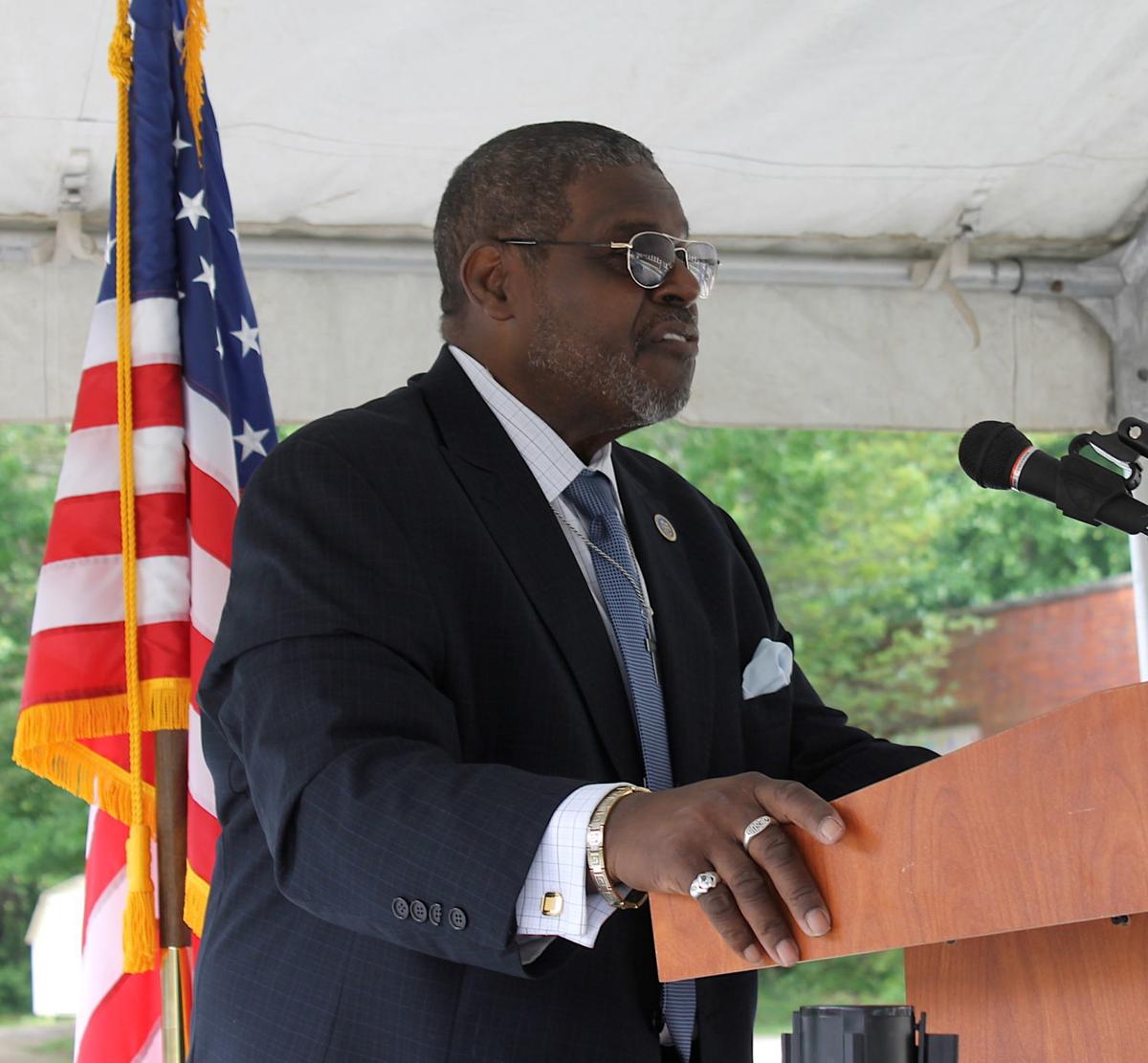 Kennard dedicates heritage center | Spotlight | myeasternshoremd.com