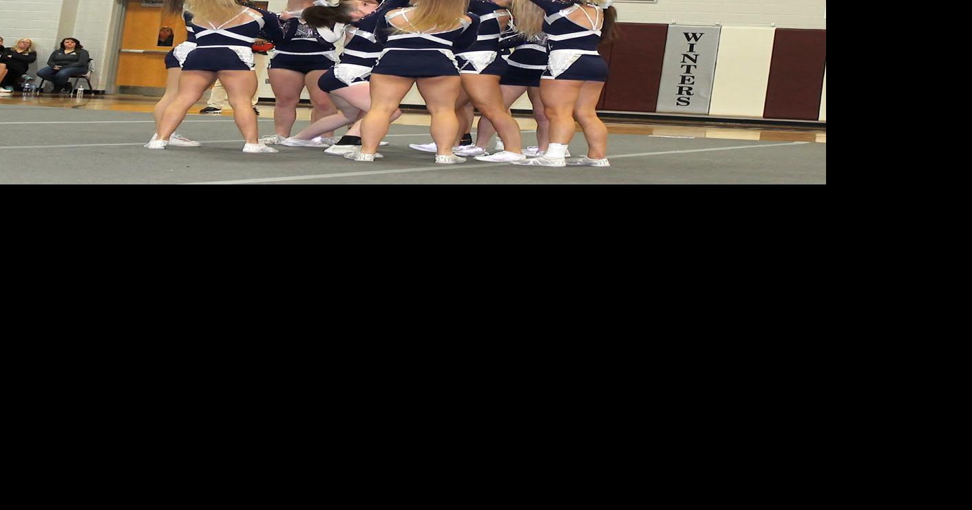 Kent Island cheer teams off to strong start | Spotlight ...