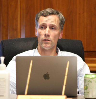 Commissioners decide against endorsing Roche's letter on Hearn Building ...