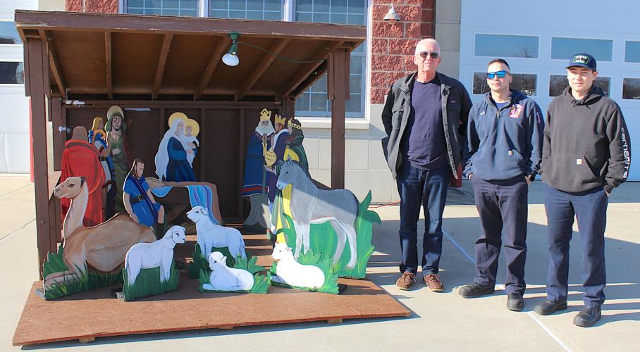 Local artists give longtime nativity scene new life | Community ...