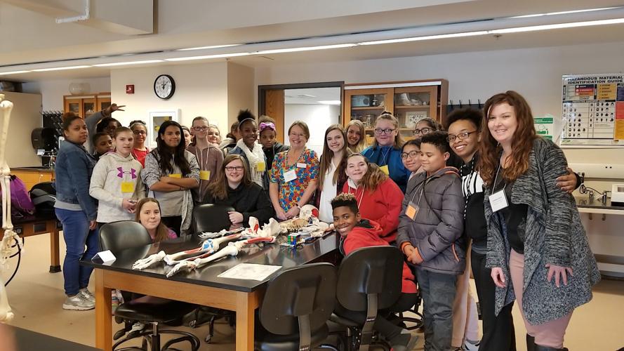 Students attend Maryland Business Roundtable for Education program ...