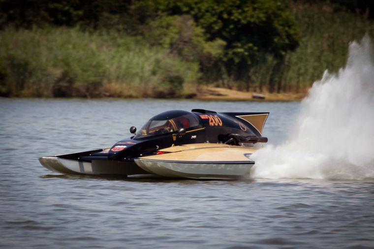 Powerboat racer Chuck Miller in Hall of Champions | Queen Annes County ...
