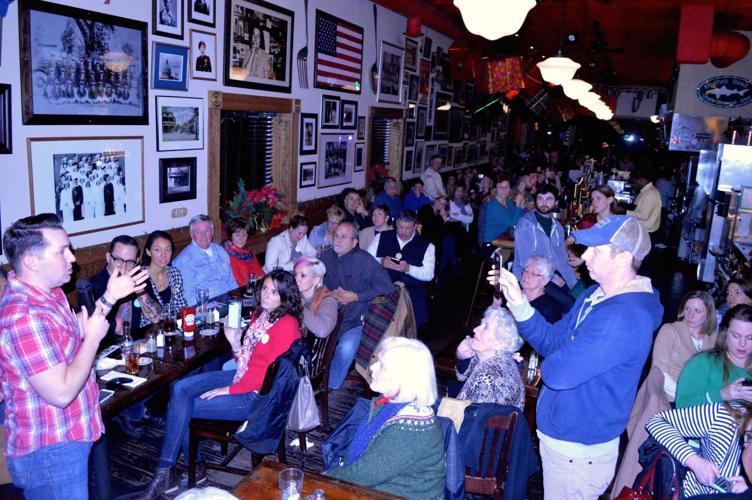 Denton baker makes 'Holiday Baking Championship' finale | News ...