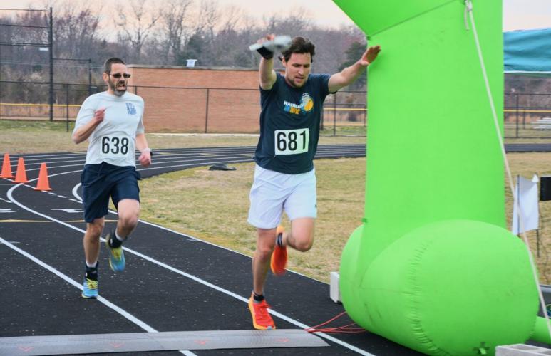 Ciganek, Zullo set pace for record field of Trojan Trample 5K ...