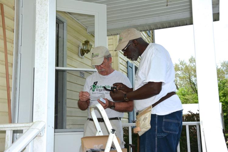 Volunteers help Kent woman rebuild her life | Kent County ...