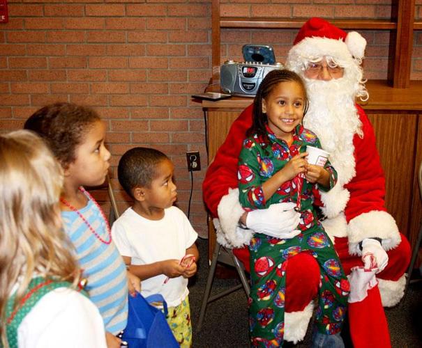 Santa arrives at library via 'Polar Express' | Kent County ...