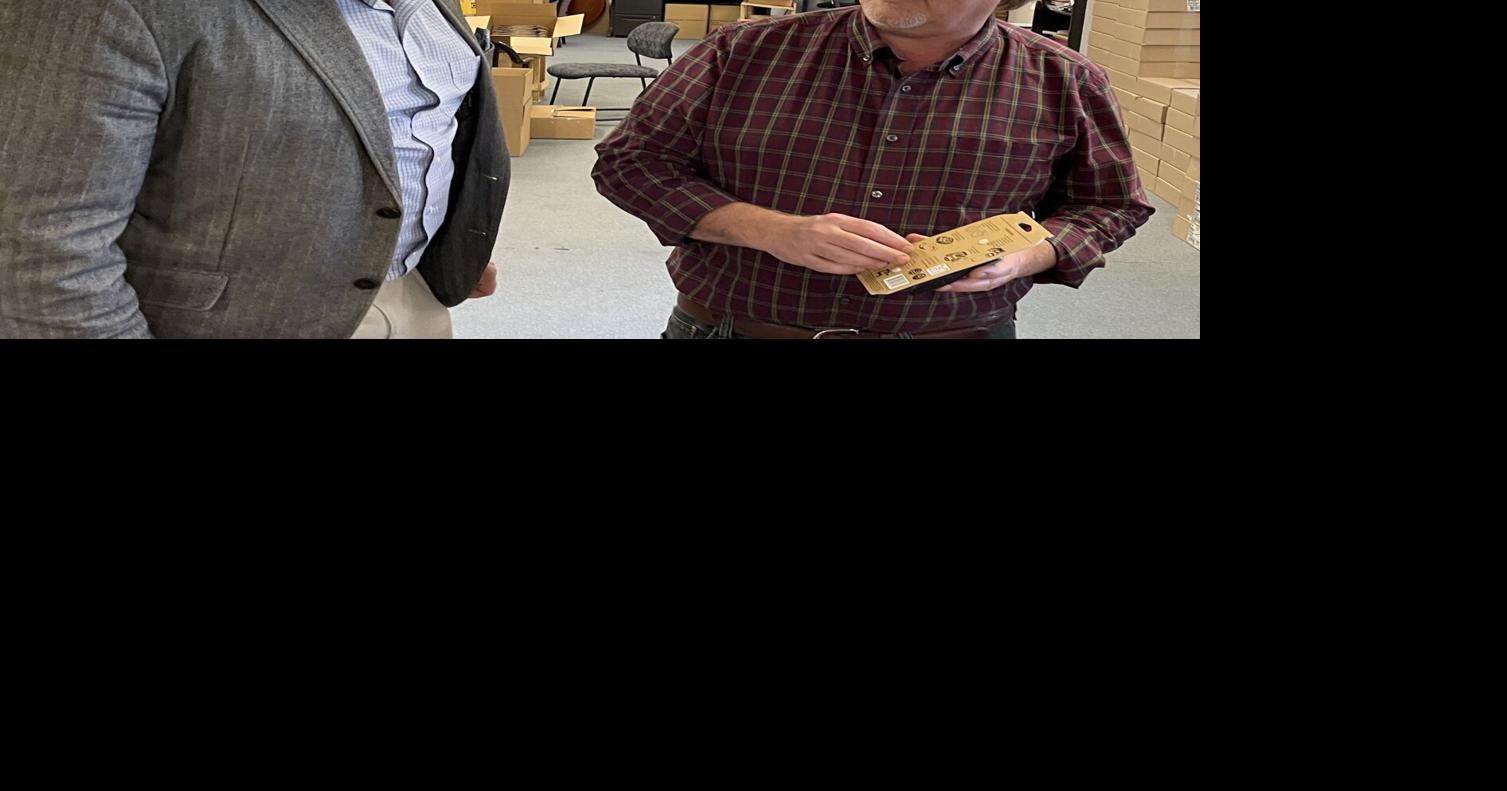 Dan Cox visits Hurlock factory | News | myeasternshoremd.com