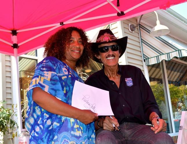 Record crowd attends Ridgely Car Show featuring Richard Petty | News ...