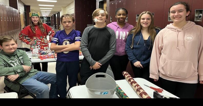 Mistletoe Mania arrives at Sudlersville Middle | Schools ...