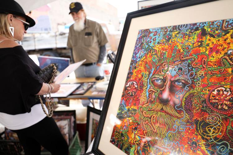Outdoor art fest takes over Bisbee | | myheraldreview.com