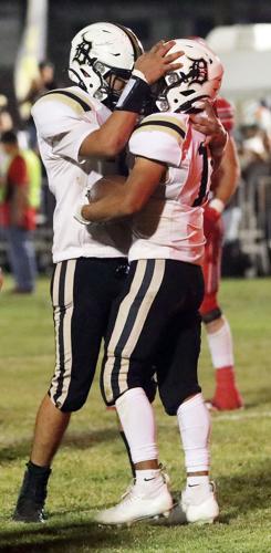 Sebastian Lopez leads Bisbee to 26-20 win over Douglas | Local Sports ...