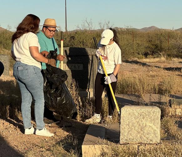 Cochise College, DHS students cleanup Bisbee-Douglas Jewish Cemetery ...