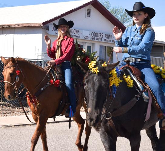 Butterfield parade honors two Benson heroes | Benson News-Sun ...