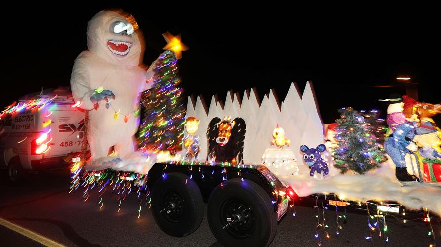 65th Christmas Parade Creates a Movie Scene in Sierra Vista | Cochise ...