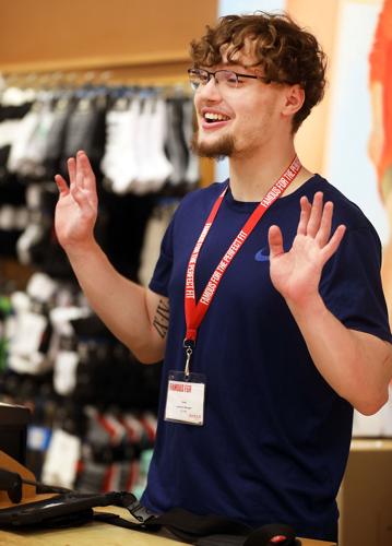 Business at The Mall at Sierra Vista is slow, workers say | Community ...