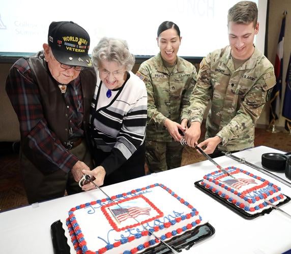 Military personnel honored during veteran lunch event | Fort Huachuca ...