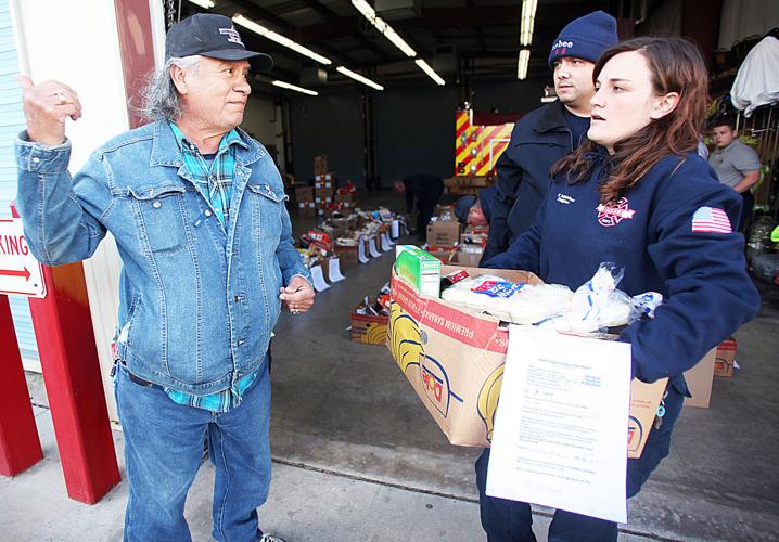 Bisbee Fire, community help 110 families for Thanksgiving | Bisbee ...