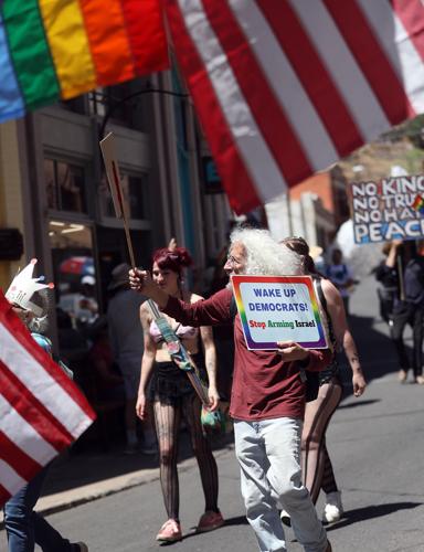 'No Kings' theme finds its way into 21st annual Bisbee Pride | Bisbee ...