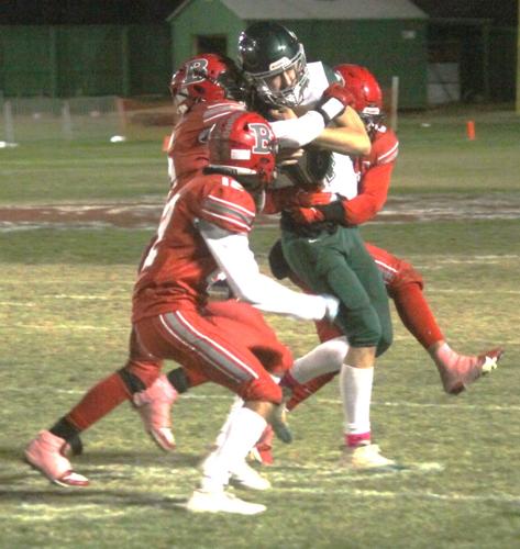 Bisbee football moves closer to securing region championship | Local ...