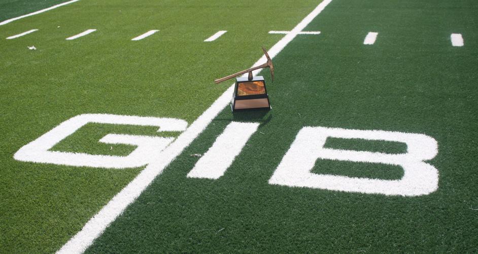 Football field at Douglas High School to be renamed after legendary ...