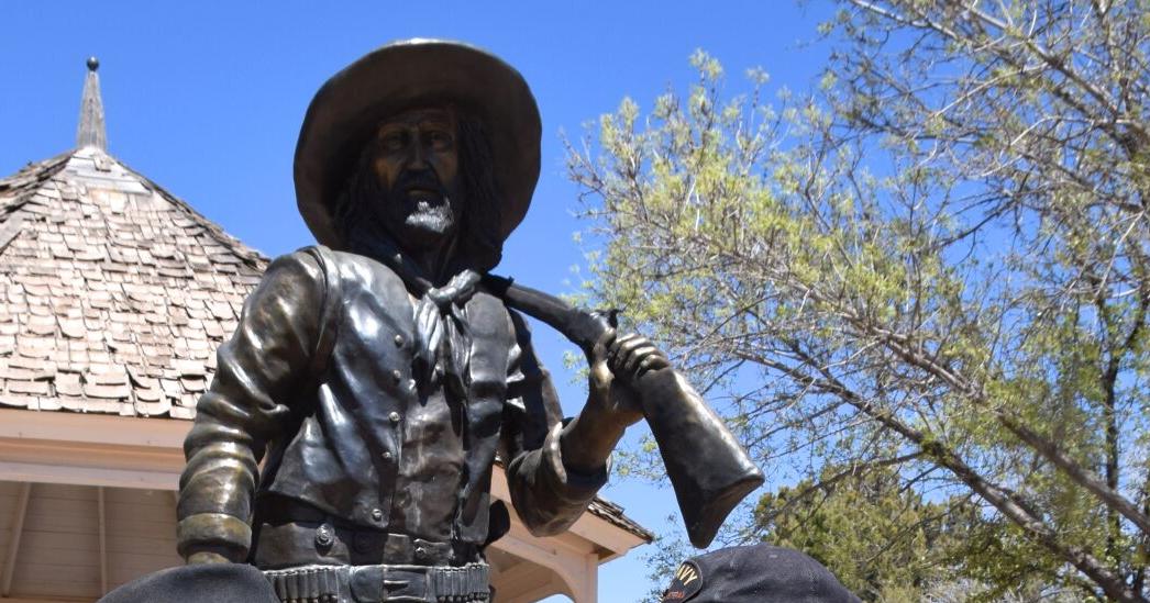 St. David sculptor creates 8-foot Ed Schieffelin bronze | Benson News ...