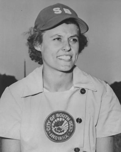 Betsy Jochum, 104, Dies; Last Original Member of Women’s Baseball ...
