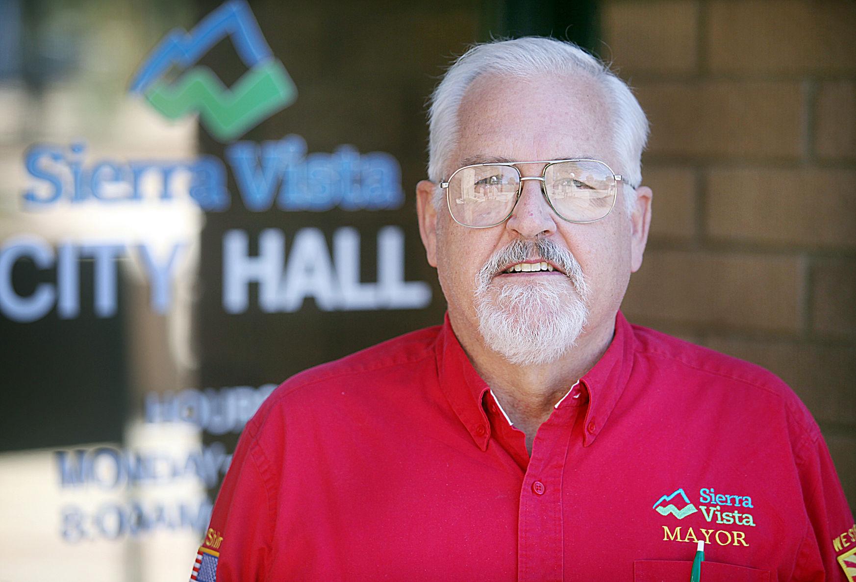 Sierra Vista mayor Mueller reflects on military service, local politics ...