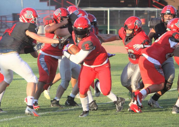 Bisbee Pumas hold Red/Gray scrimmage | Local Sports | myheraldreview.com
