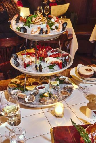 A $600 Suckling Pig? Wagyu for All? On Menus, It’s a New Gilded Age ...