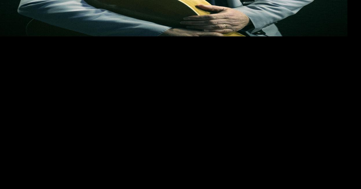 Dwight Yoakam, Country Rebel, Has a New Attitude | Arts & Entertainment ...