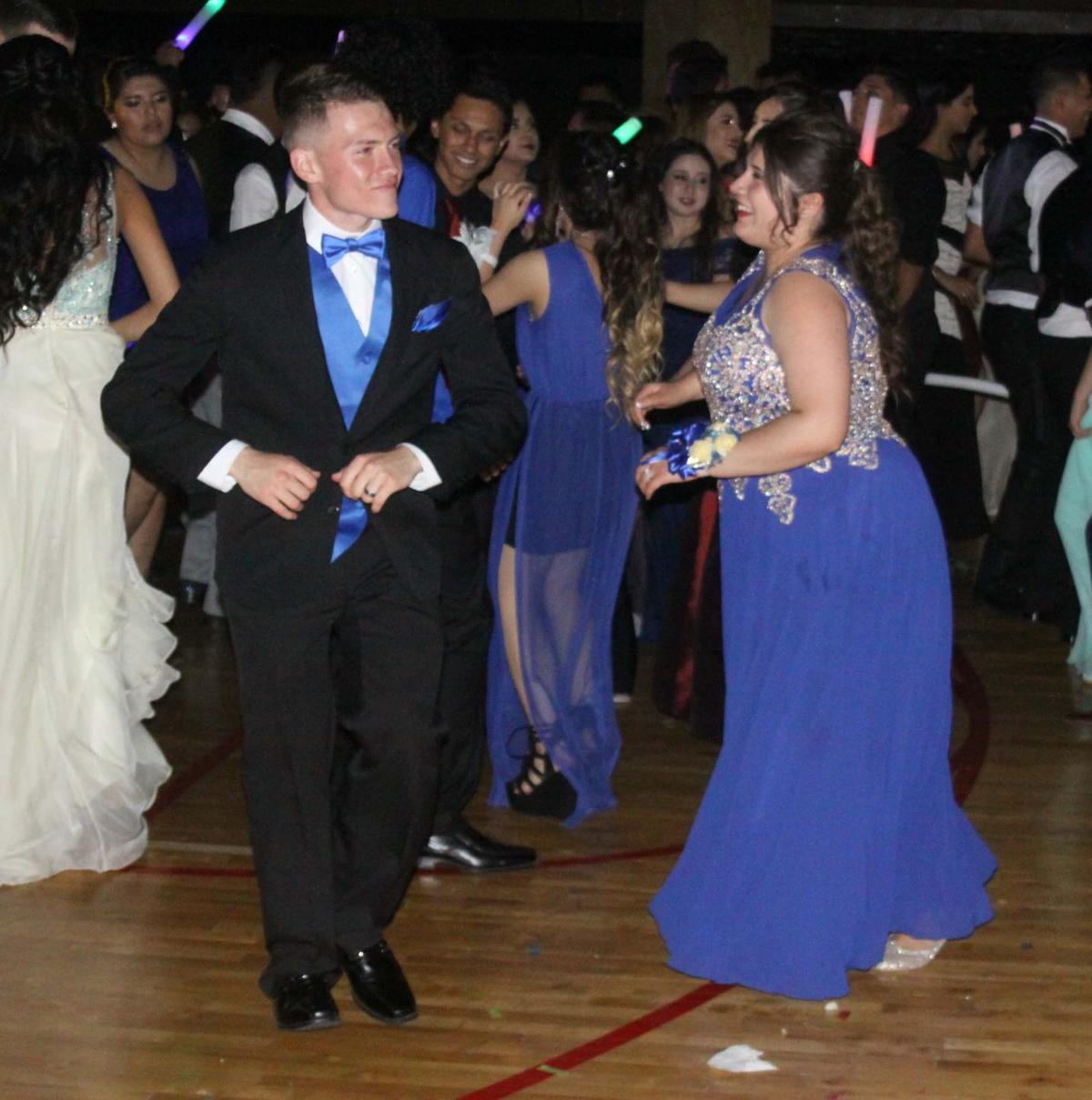 DHS holds prom | Douglas Dispatch | myheraldreview.com