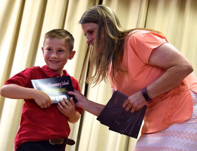 Pomerene graduation packs gymnasium | Cochise County | myheraldreview.com