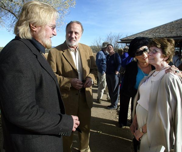 Robert Wick, champion of art, newspapers and community, dies at 86 ...