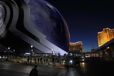 Rock climber scales massive Sphere venue near the Las Vegas Strip to ...