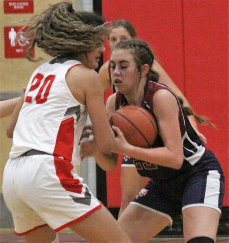Bisbee girls avenge earlier loss to Benson with 54-46 win | Local ...