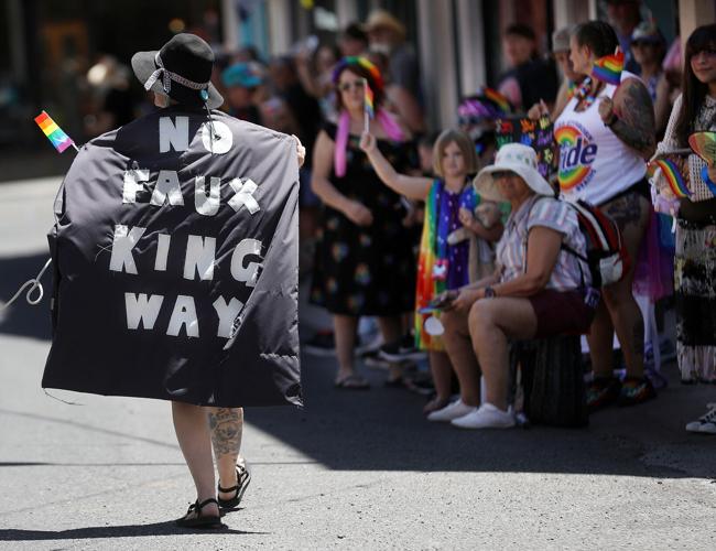 'No Kings' theme finds its way into 21st annual Bisbee Pride | Bisbee ...
