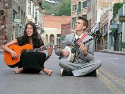 Grief-stricken Bisbee remembers Amy and Derrick Ross in twilight ...