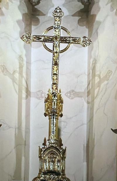 Bisbee Police searching for leads after cross was stolen from St ...