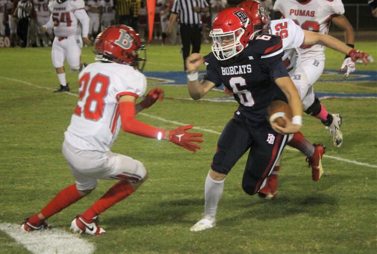 Bisbee backs up coach's prediction, drops Benson on opening night 43-13 ...