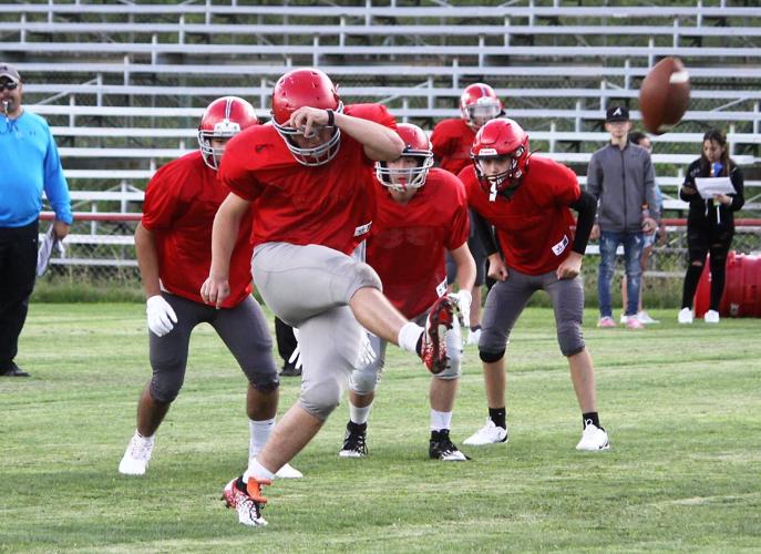 Bisbee’s Camden Miller, aka Leg-a-Tron | Local Sports | myheraldreview.com