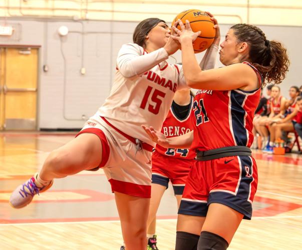 Benson girls defeat Bisbee | Local Sports | myheraldreview.com