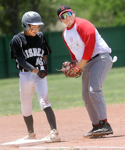 Bisbee High teams past, present meet in alumni tournament | Local ...