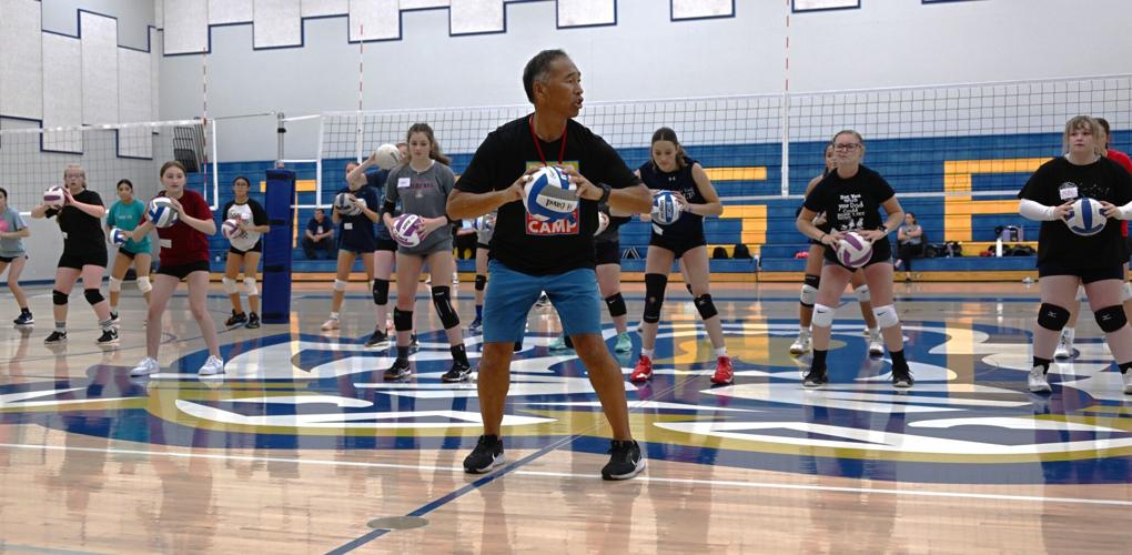 St. David hosts volleyball camp with former UofA coach David Rubio ...