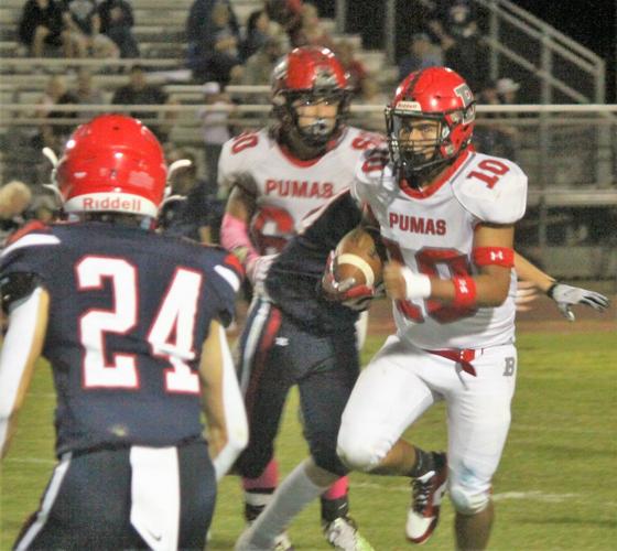 Bisbee backs up coach's prediction, drops Benson on opening night 43-13 ...