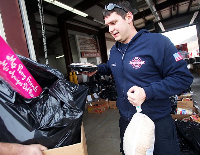Bisbee FD delivers Christmas smiles | Community | myheraldreview.com