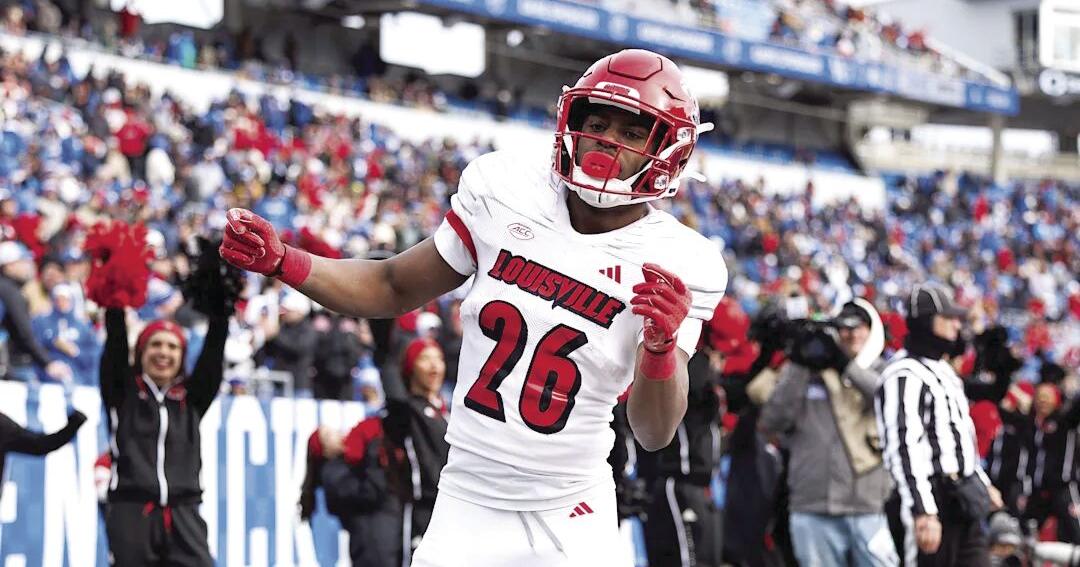 Duke Watson leads Cards over Kentucky | News | mymcr.net