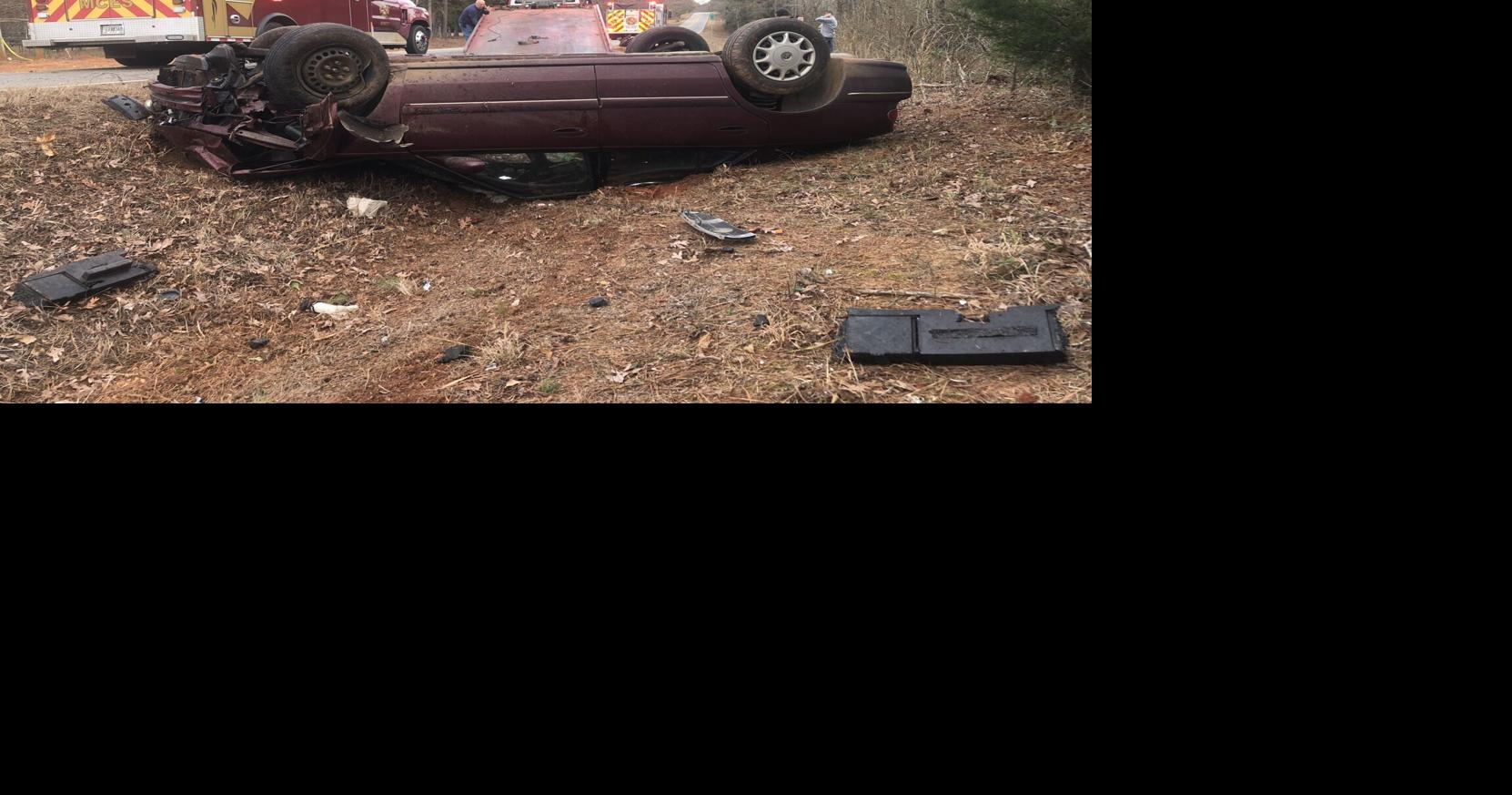 Two hospitalized in Dames Ferry Road wreck | News | mymcr.net